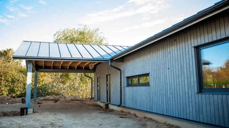How Can You Utilise Steel Sheds on Your Residential Property